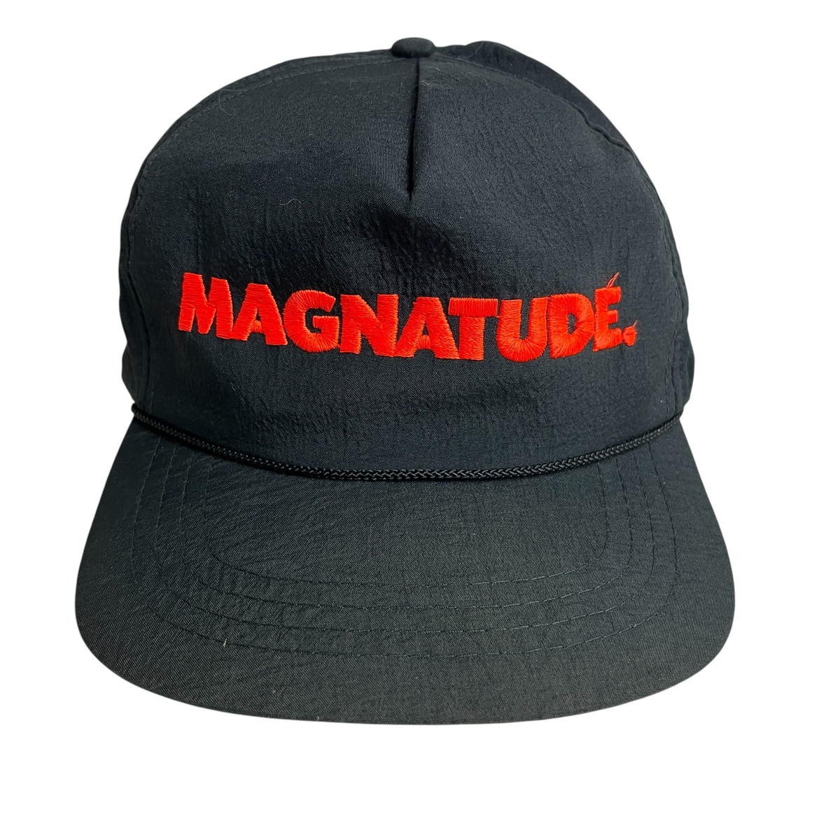【キャップ/帽子】90s MAGNATUDE (マグナチュード) タバコ トラッカーキャップ ナイロン ブラック 黒 オレンジレッド 橙赤 ...
