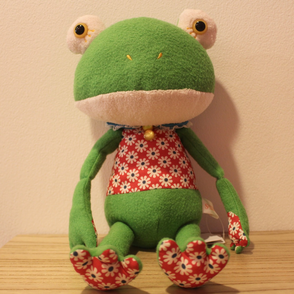 Nostalgia ぬいぐるみ カエル M | comaco&variety