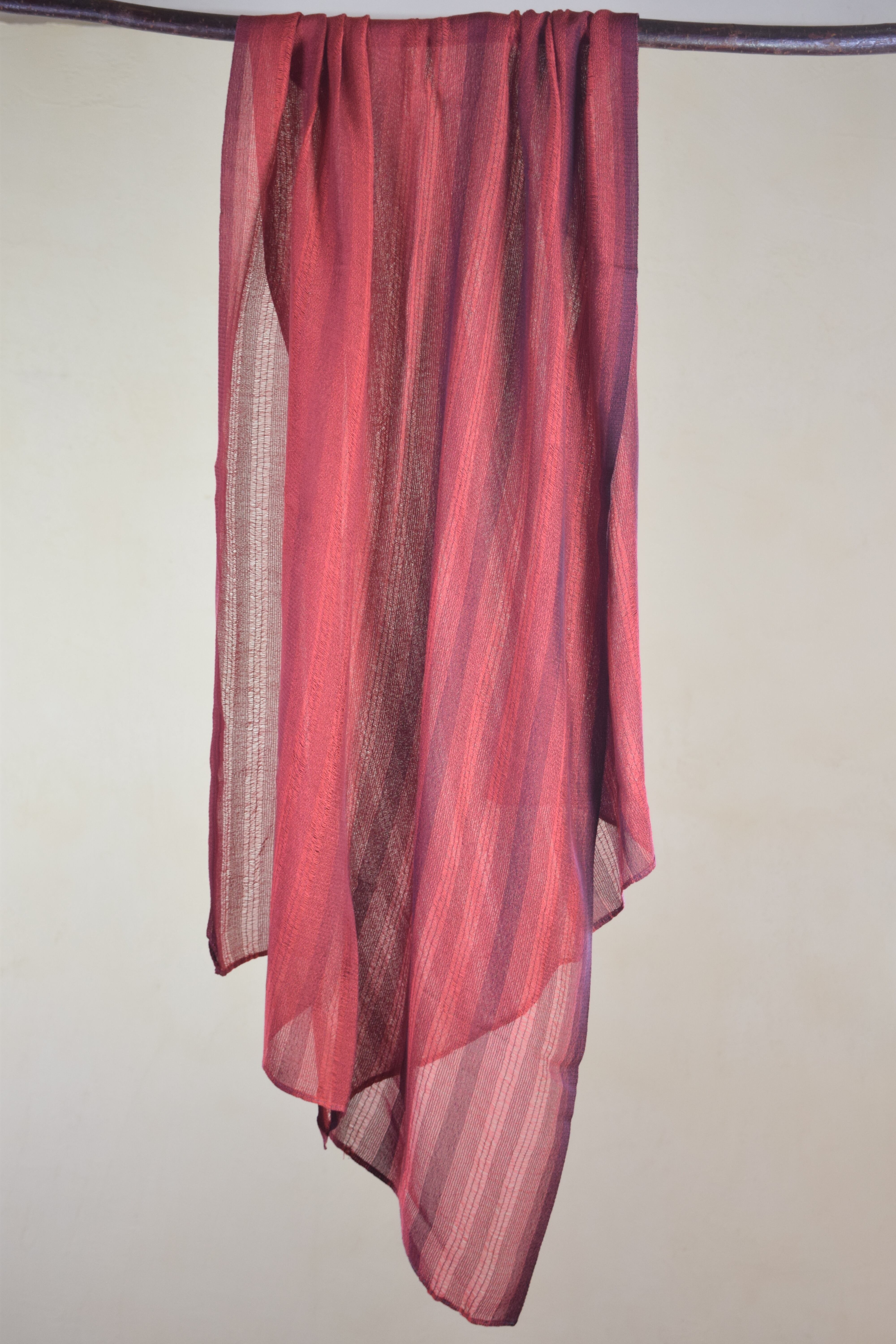 絹からみ織り布（ストール) ～スカーレット～ Silk leno weaving cloth (scarf) ～scarlet～ | yamamayu