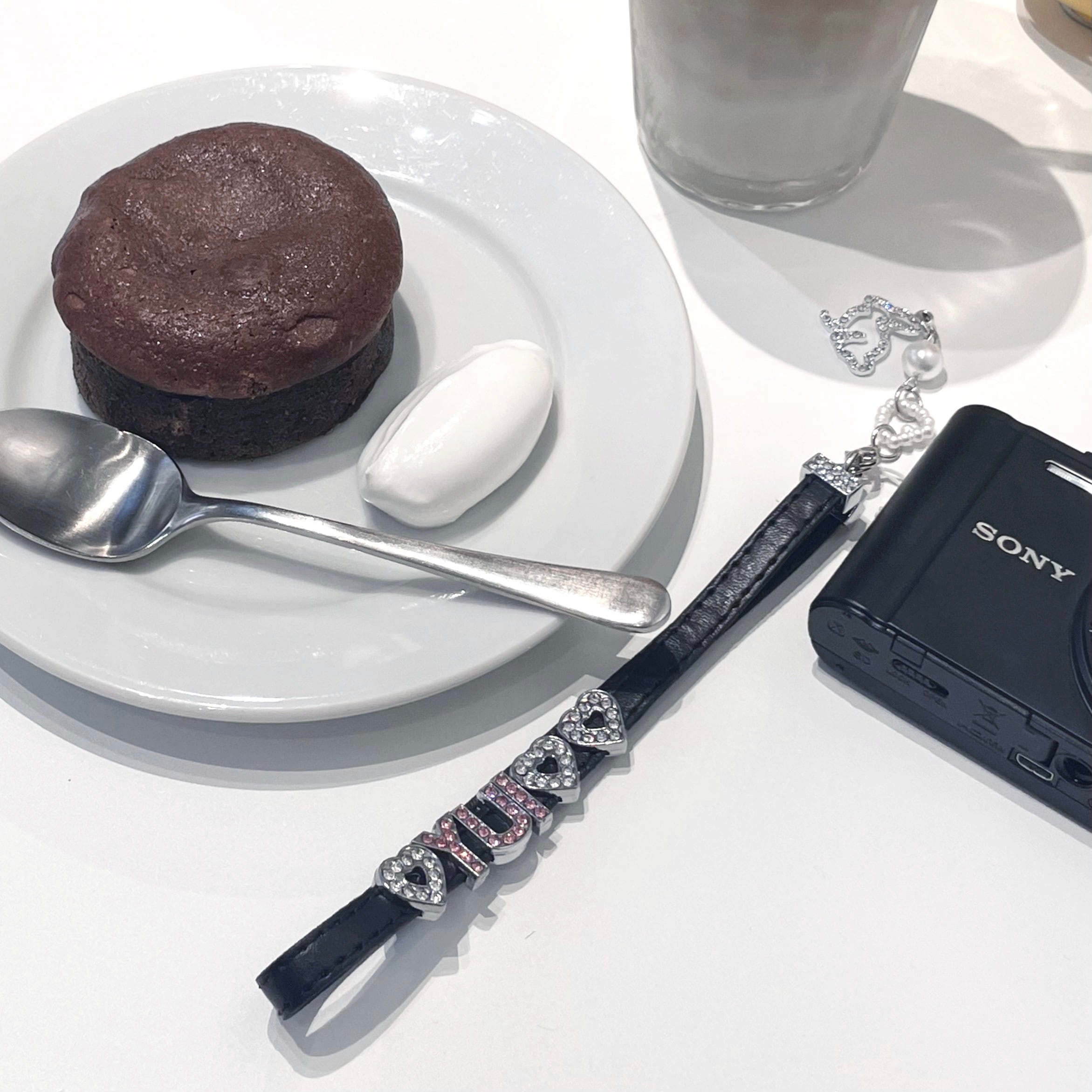 LOviT. hand strap + iPhone case | LOviT.