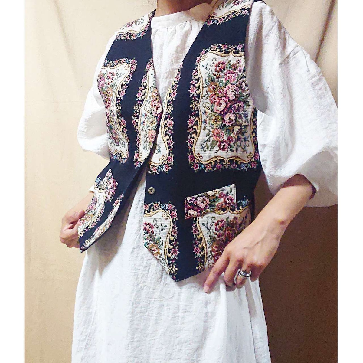 vintage＊gobelin weave vest | sheher