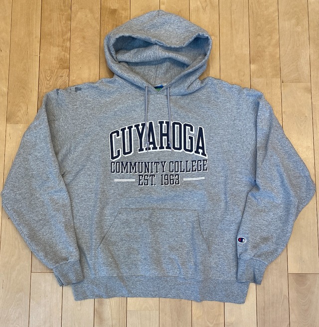 【CUYAHOGA COMMUNITY COLLEGE】sweatshirts | UEMURA BROTHERS APPAREL