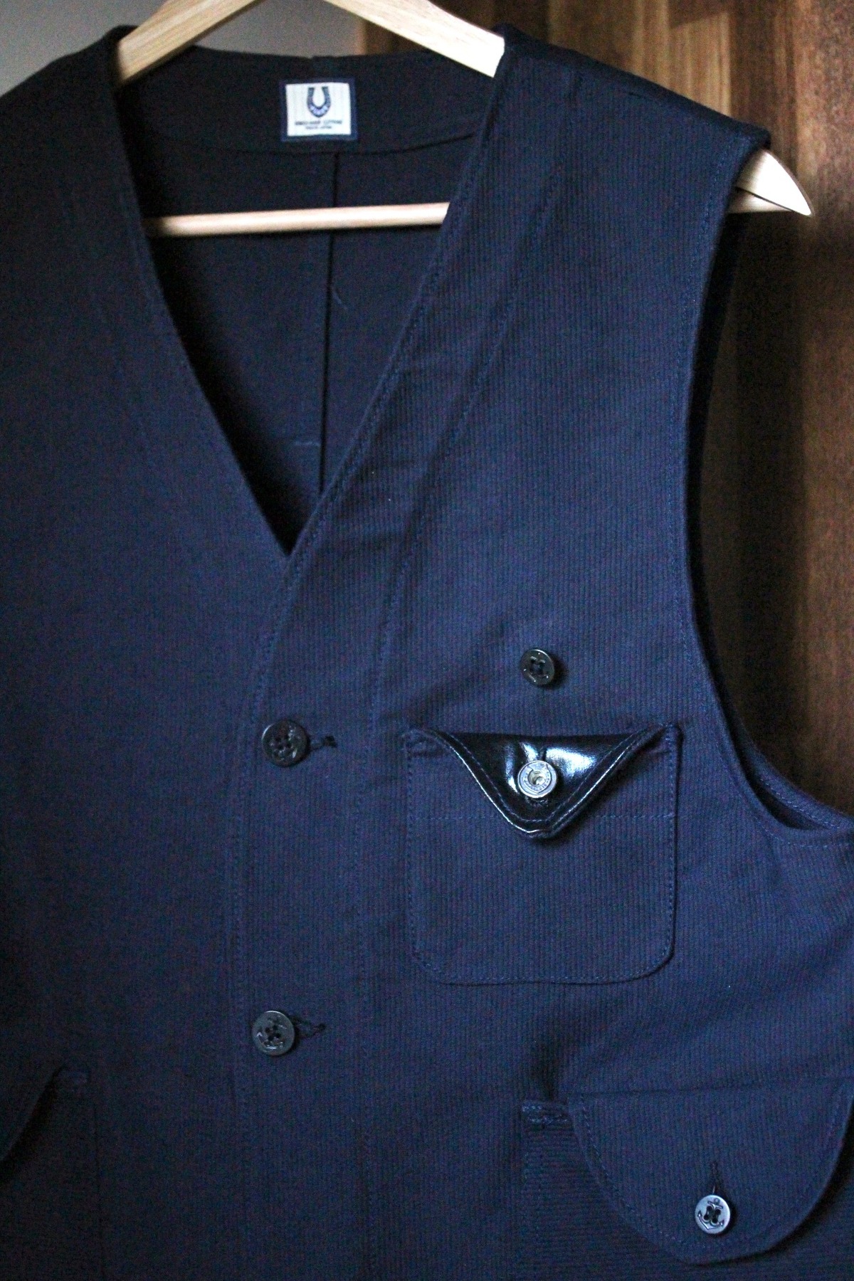 PLEST pique NAVY vest | PLEST