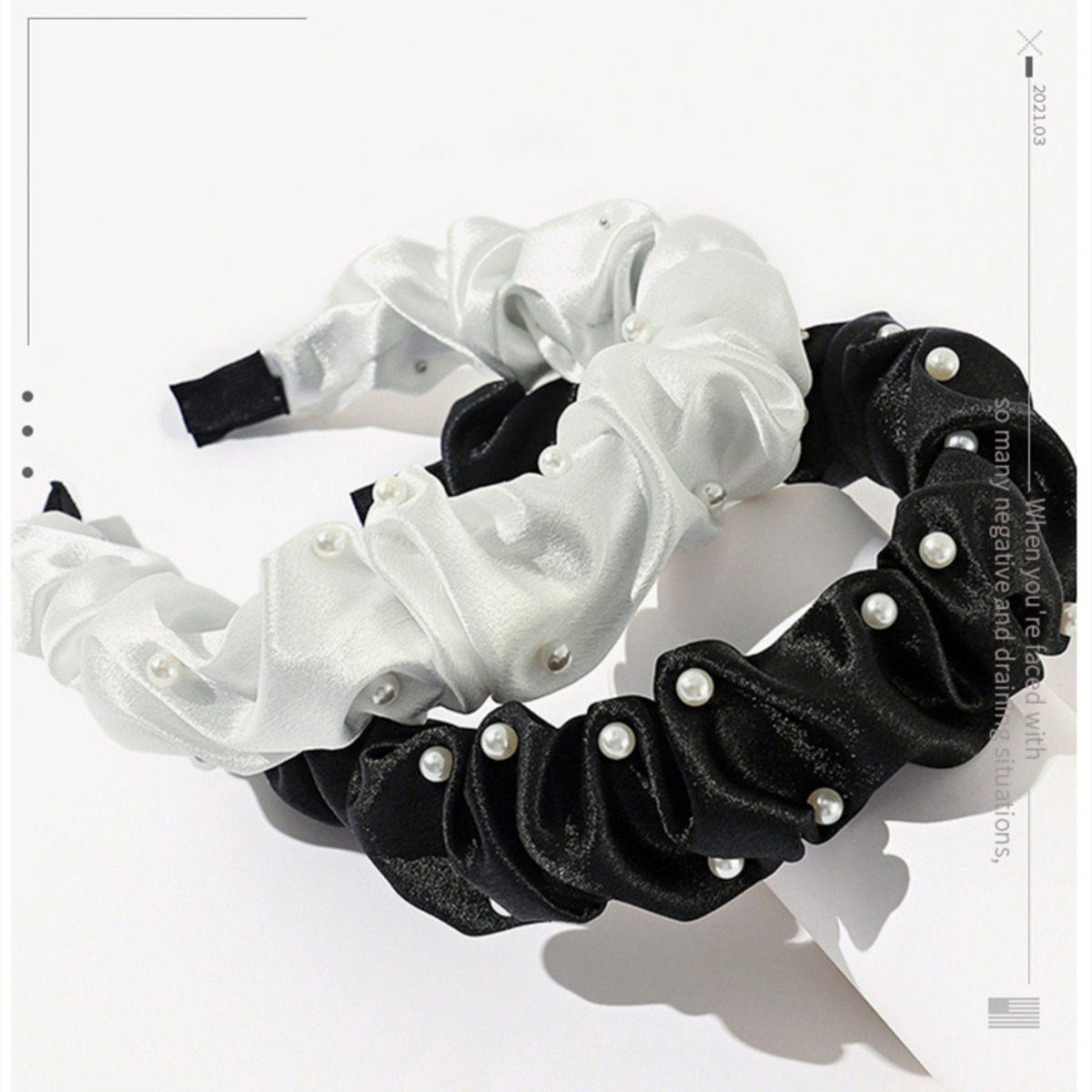 新品 カチューシャ 白 黒 ヘアバンド レディース ヘアアクセサリー | momoyu