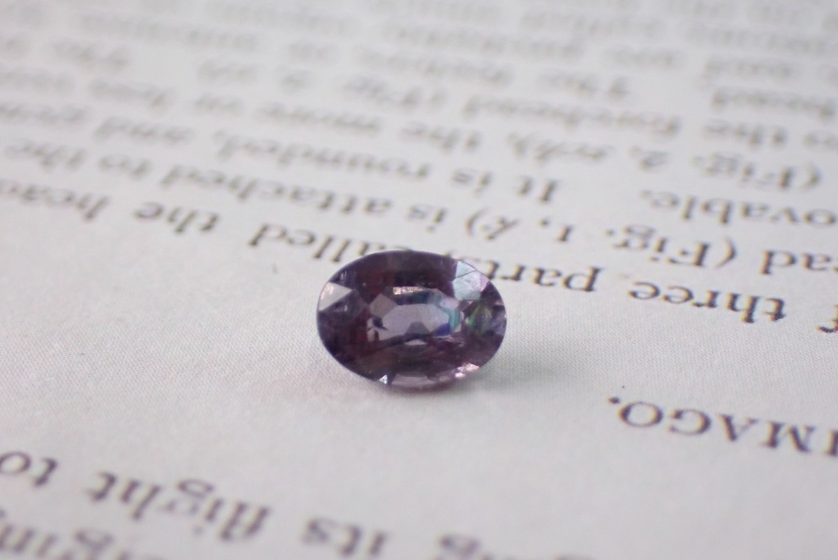 スピネル 0.75ct [C12-804] | differencee(ディファレンシー)