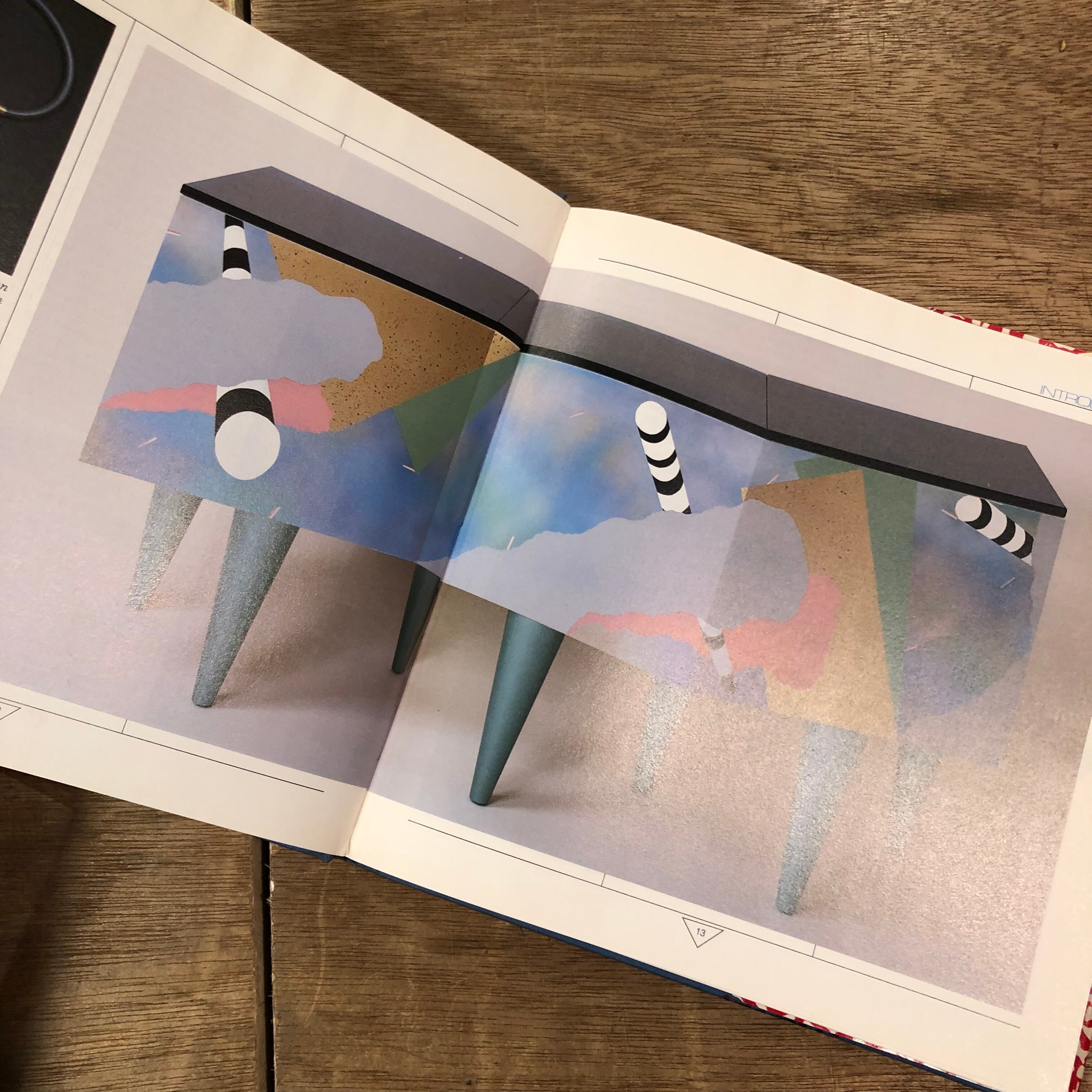 Memphis: Objects, Furniture, and Patterns [Revised and Expanded] | 百年