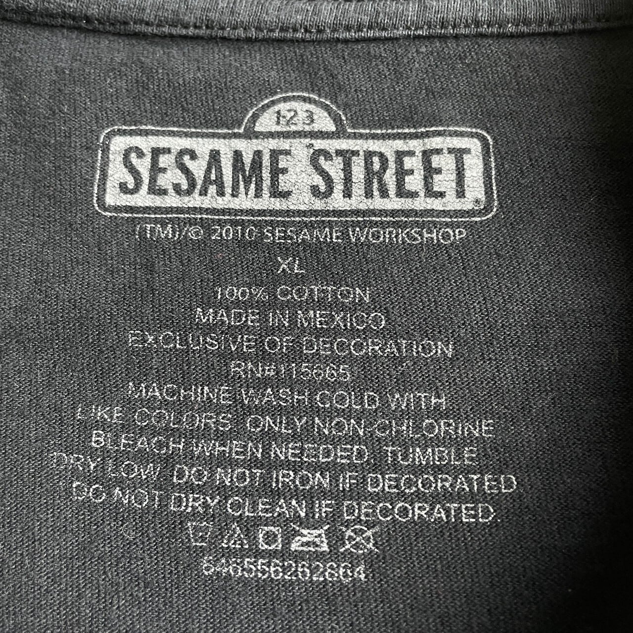 SESAME STREET エルモ クッキーモンスター オスカー キャラクタープリントTシャツ メンズXL 古着 セサミストリート ブラック ...