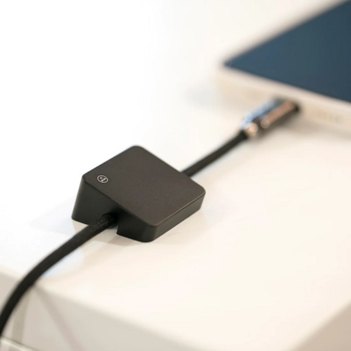 HMM Magnet Cable Cube | docketstore