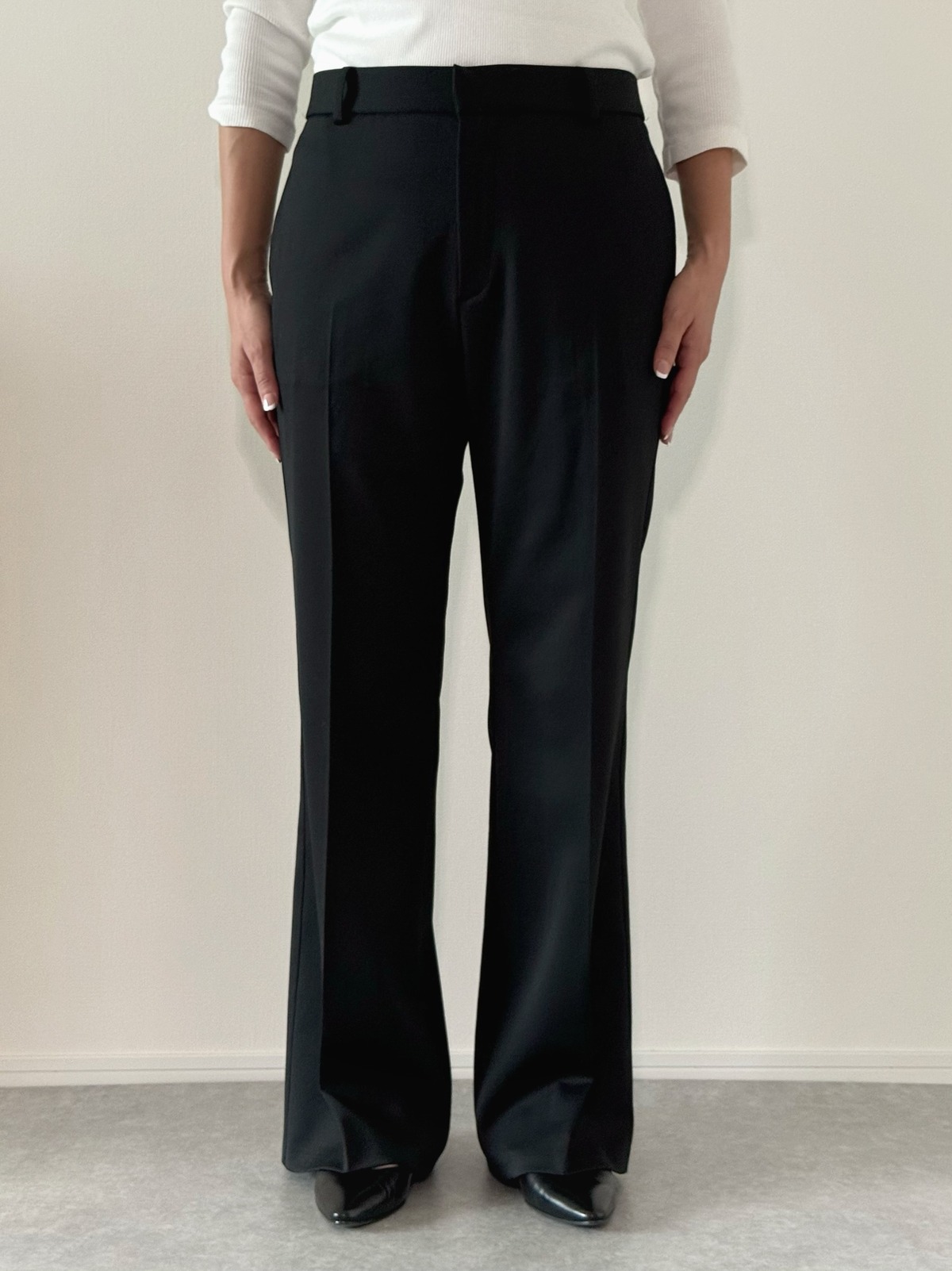 EASY FLARE SLACKS | E