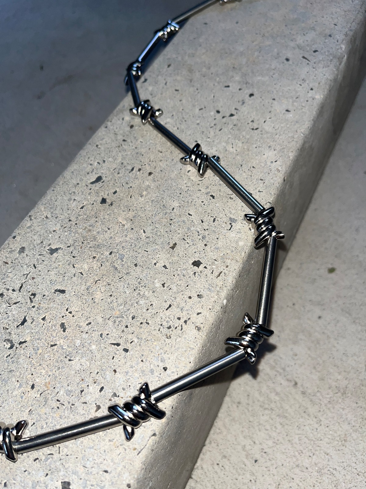 ''Barbed wire'' chain | creep store