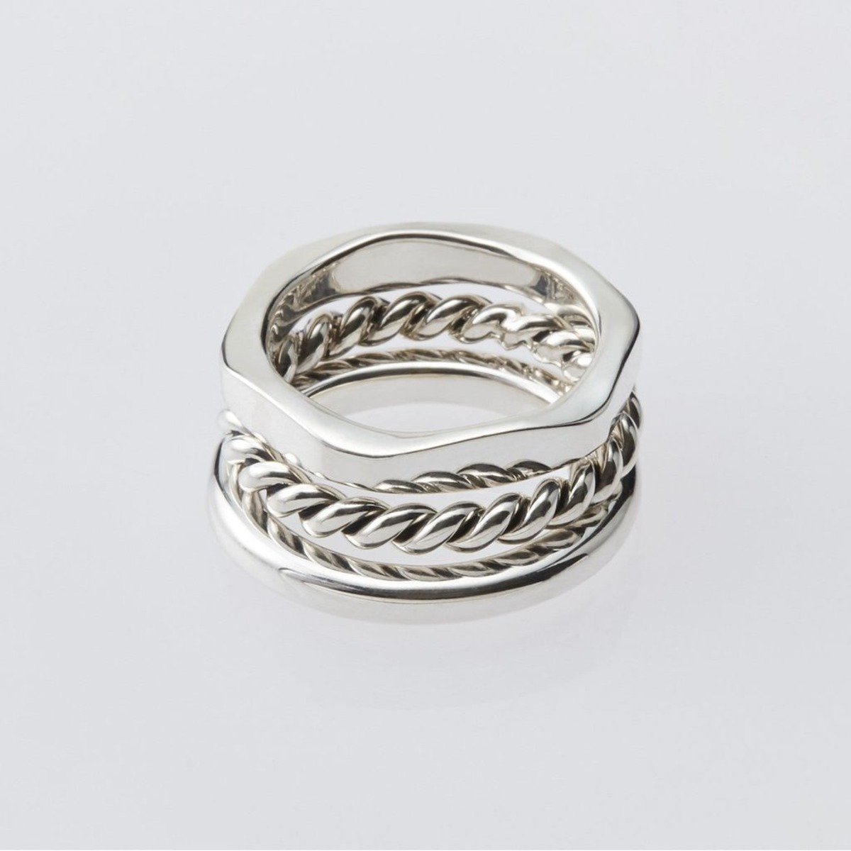 XOLO JEWELRY Triple Ring | MAROON WEBSTORE