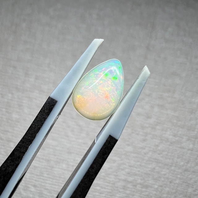 オパール 〜ホワイトマウンテンがいるよ‪☺︎‬〜 0.93ct | GEMマニ屋