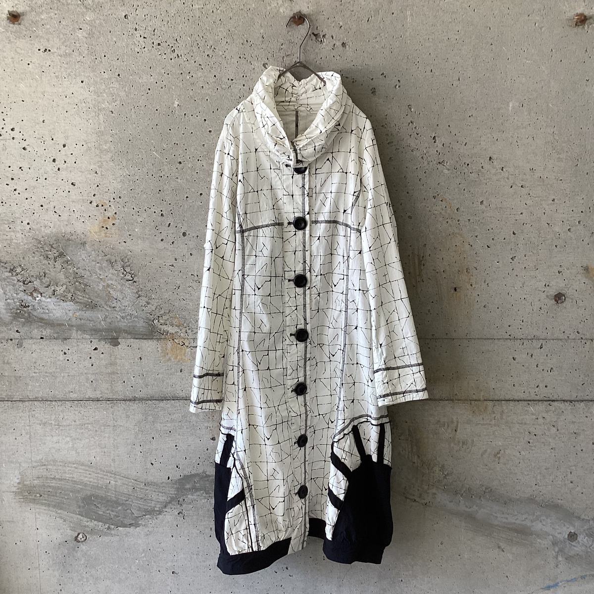 crackle pattern balloon coat | 古着屋 SAJI