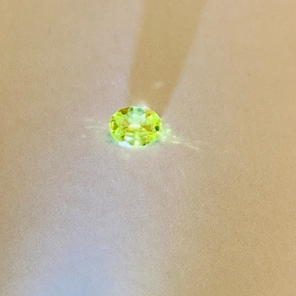 【レアストーン】パロットクリソベリル0.29ct | keytail 幸運の鍵しっぽ