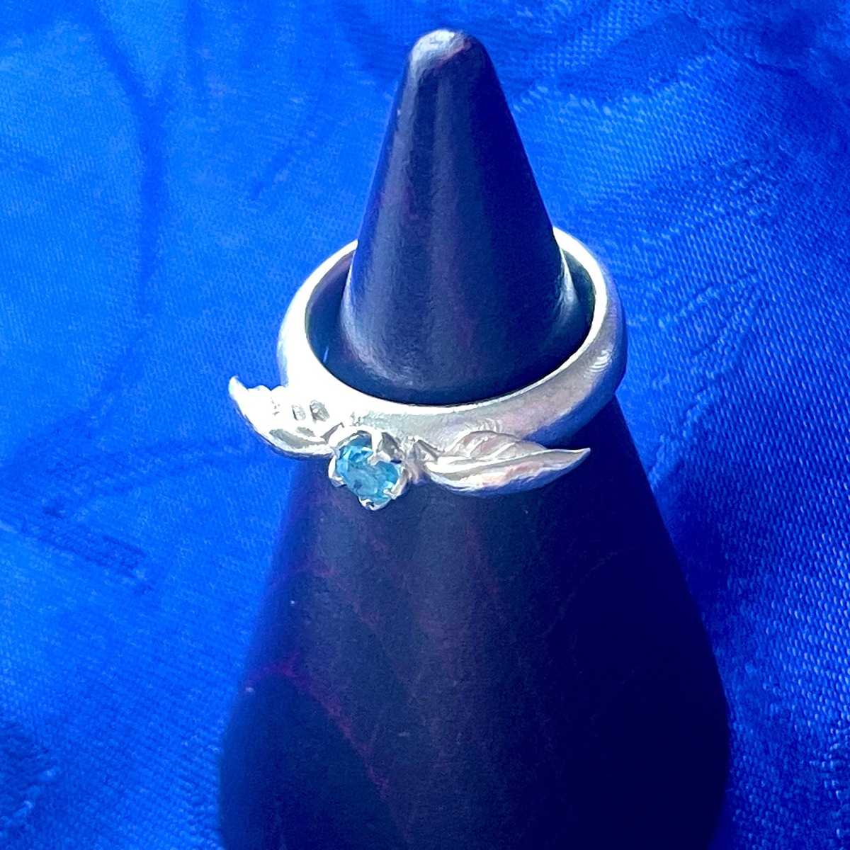 ベビーリング 天使の羽｜ブルートパーズ（11月誕生石） | keytail 幸運の鍵しっぽ