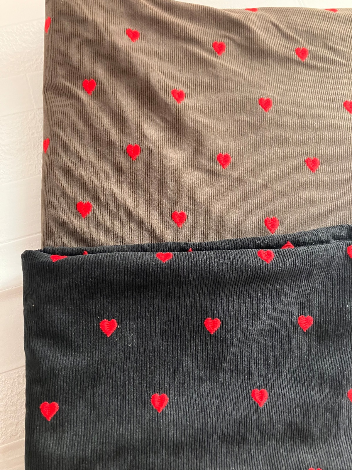 《即納》レッドハート コーデュロイ【w-01】 | momo fabric