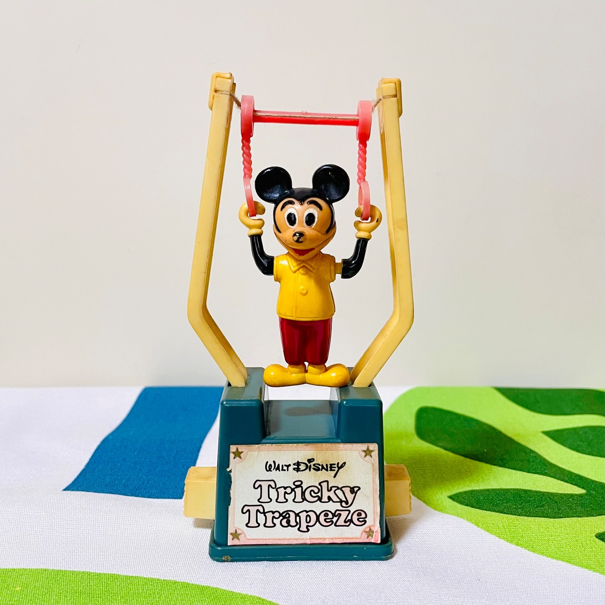 MICKEY MOUSE TRICKY TRAPEZE ミッキーマウス トリッキートラペツ 1977年 ガブリエル社 ディズニー ヴィンテージ ...