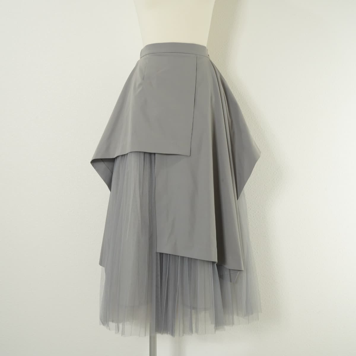 未使用 AMERI アメリ UNDRESSED OVERLAPPING SKIRT チュール スカート ロング フレア アシンメトリー レイヤード 重ね着 グレー | 「フクル」ファッション ...