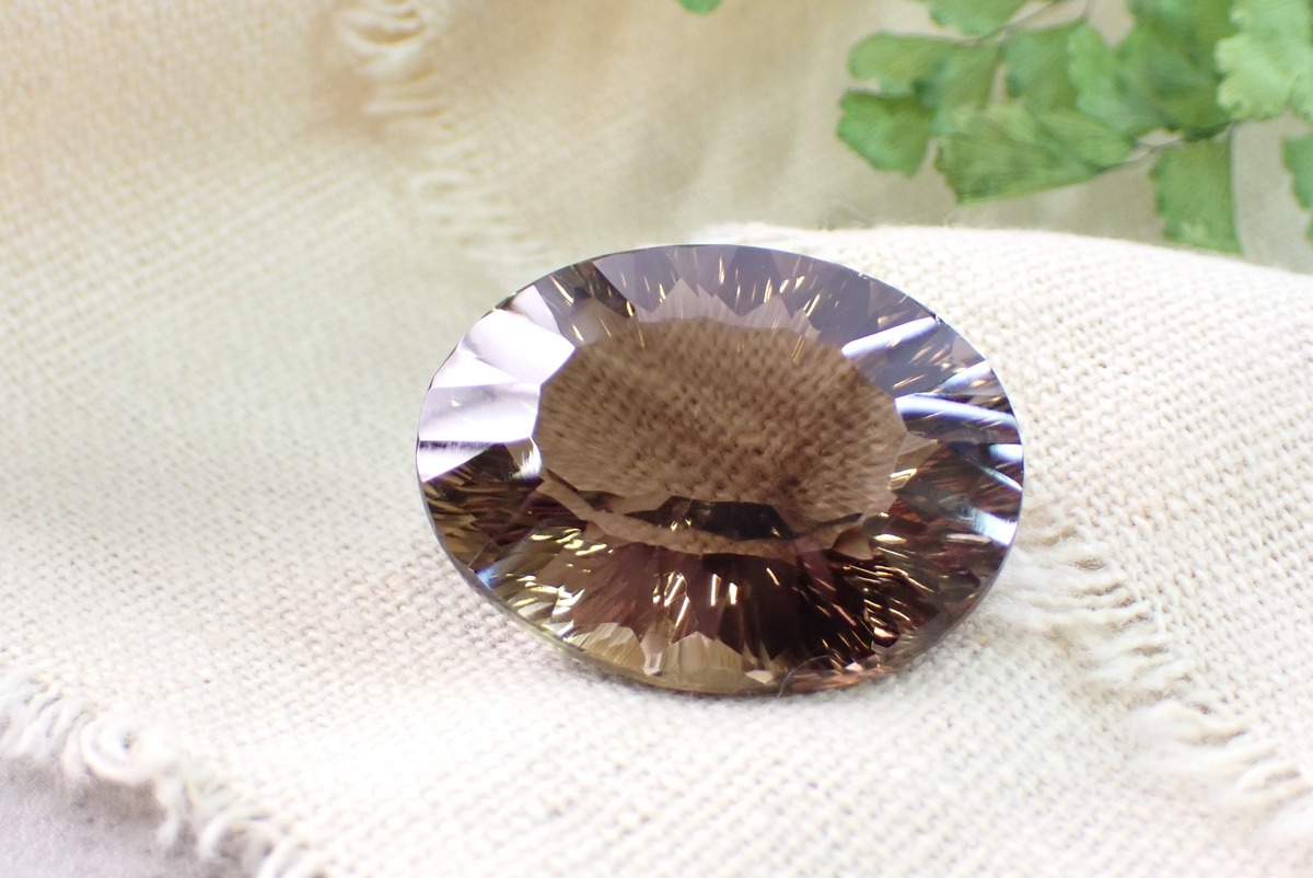 スモーキークォーツ 35.89ct [C2‐1195] | differencee(ディファレンシー)