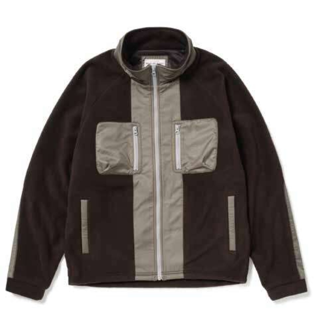 ROUGH AND RUGGED : PROP JKT | Gusset
