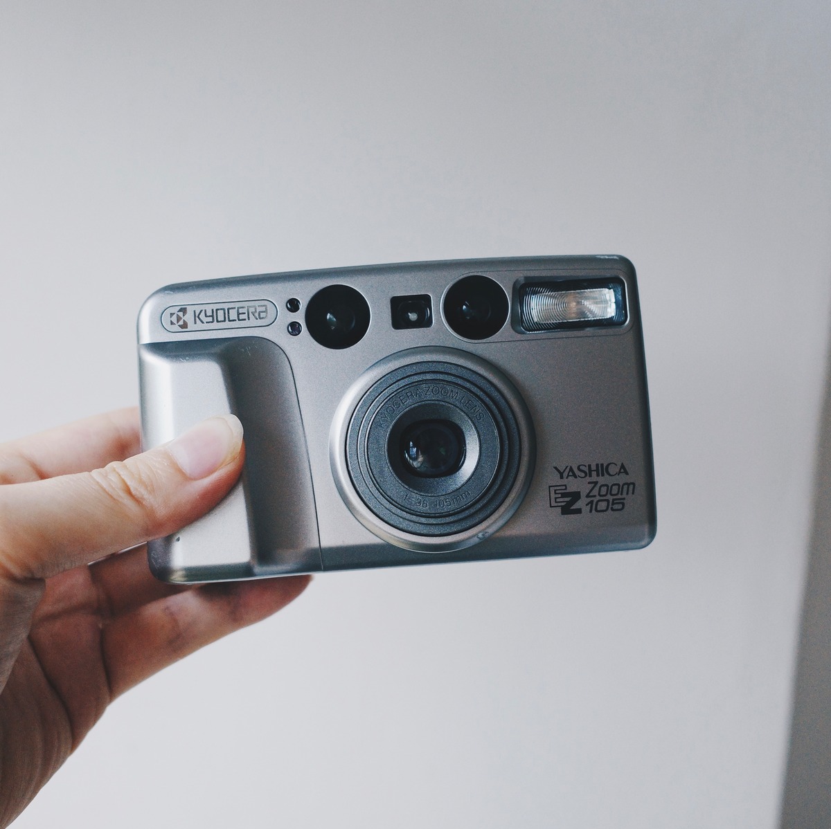 YASHICA EZ ZOOM 105 / KYOCERA | boromeez camera ボロミーズカメラ・フィルムカメラ専門店