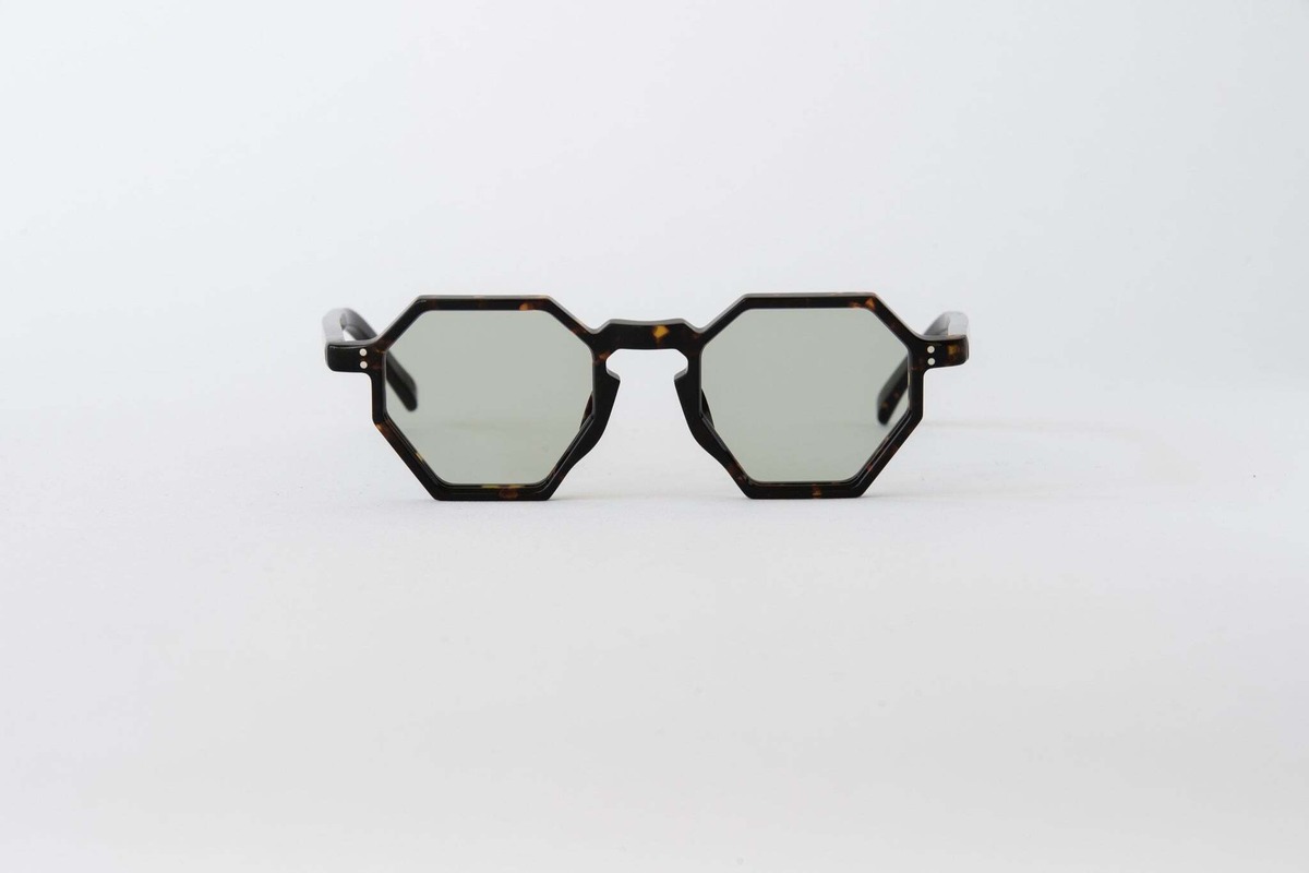 guépard / gp-08 / écaille / green lens | Elephant House