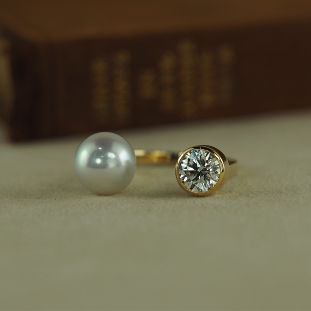 diamond & pearl clamp ring | chariscr8