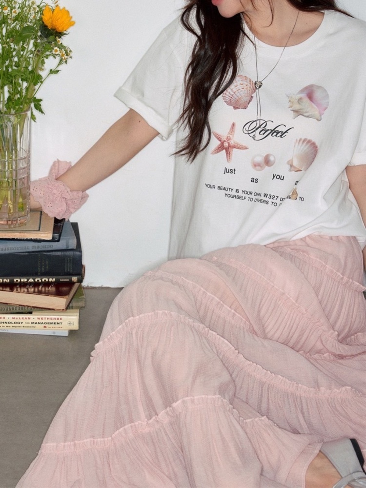 貝殻×ロゴで海の風を感じてシェルプリントロゴTシャツ カジュアル 半袖 お洒落 大人可愛い 体型カバー 大きいサイズ 韓国 CH10752 ...