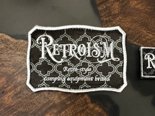 RETROISM ロゴ ワッペン 大サイズ （ブラックver. ベルクロタイプ） | RETROISM