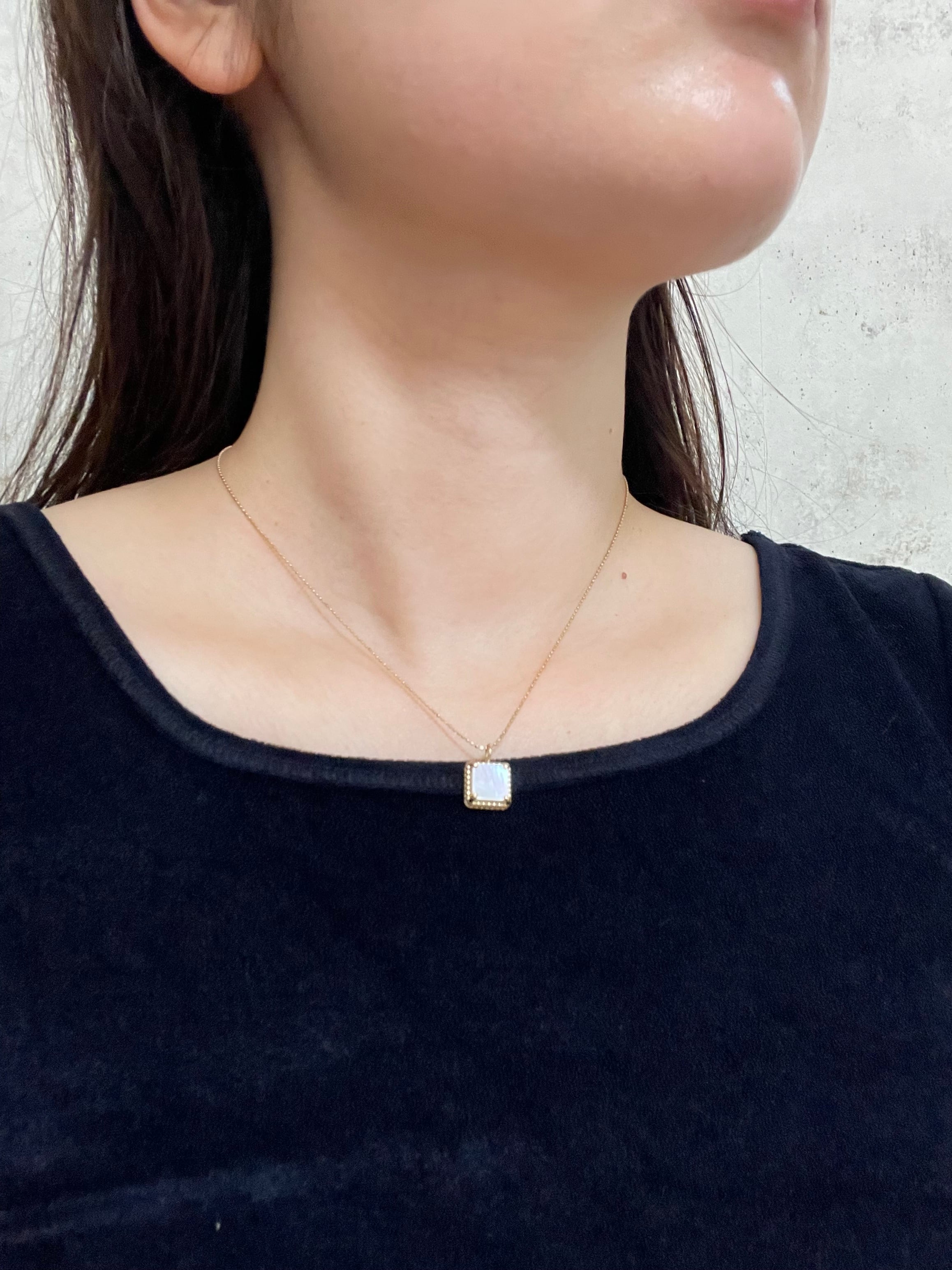 K10ドットスクエアペンダントトップ(白蝶貝) | KUDANA