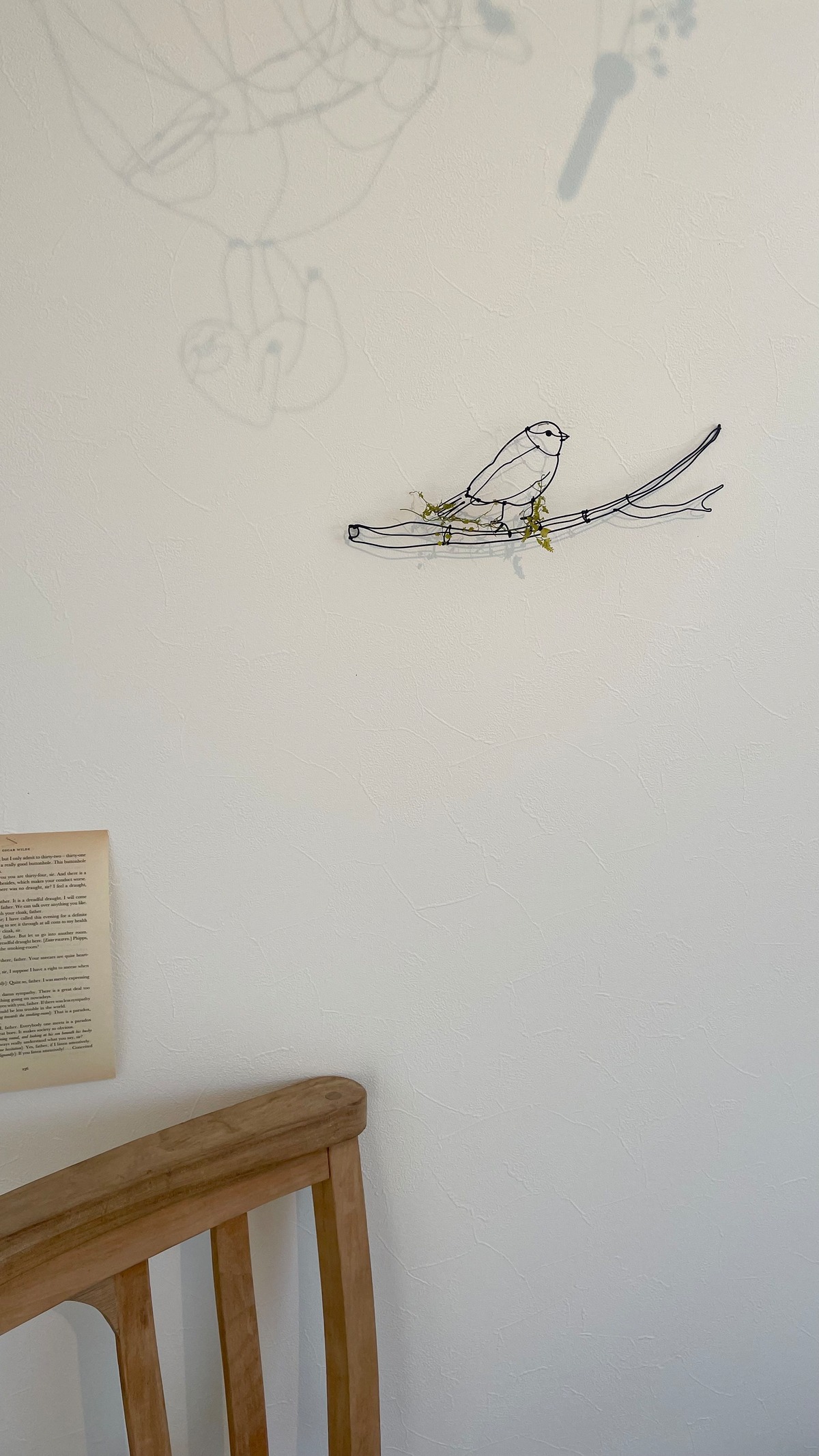 木の枝に佇む小鳥 | nonca-wireart