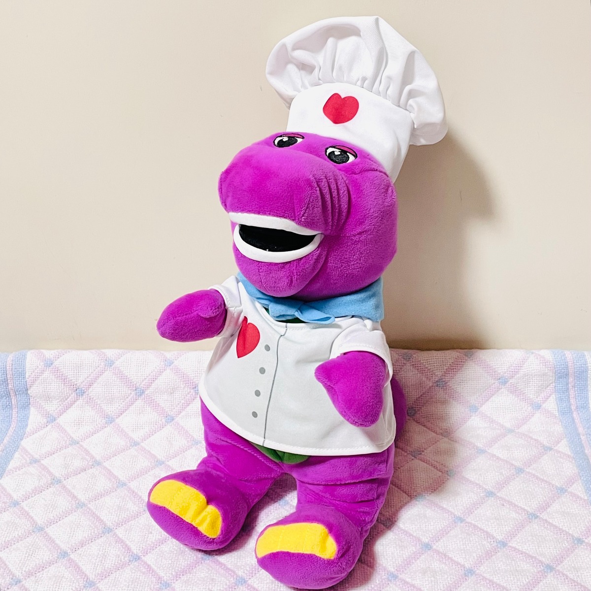 BARNEY CHEF PLUSH TOY バーニー シェフ コックさん ぬいぐるみ 約34センチ 2017年 紫の恐竜 ヴィンテージ ...