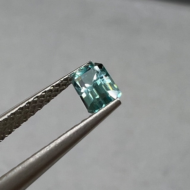 グランディディエライト 0.29ct 4.71×3.22mm オクタゴナルカット ルース | 鈴木屋