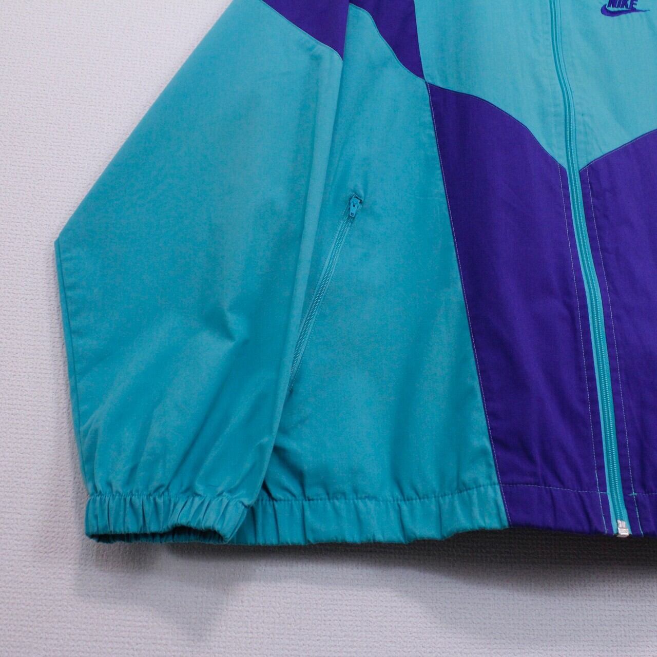【act2】"NIKE" Color Switching Vintage Loose Track Jacket | Caka(カカ）下北沢古着 ...