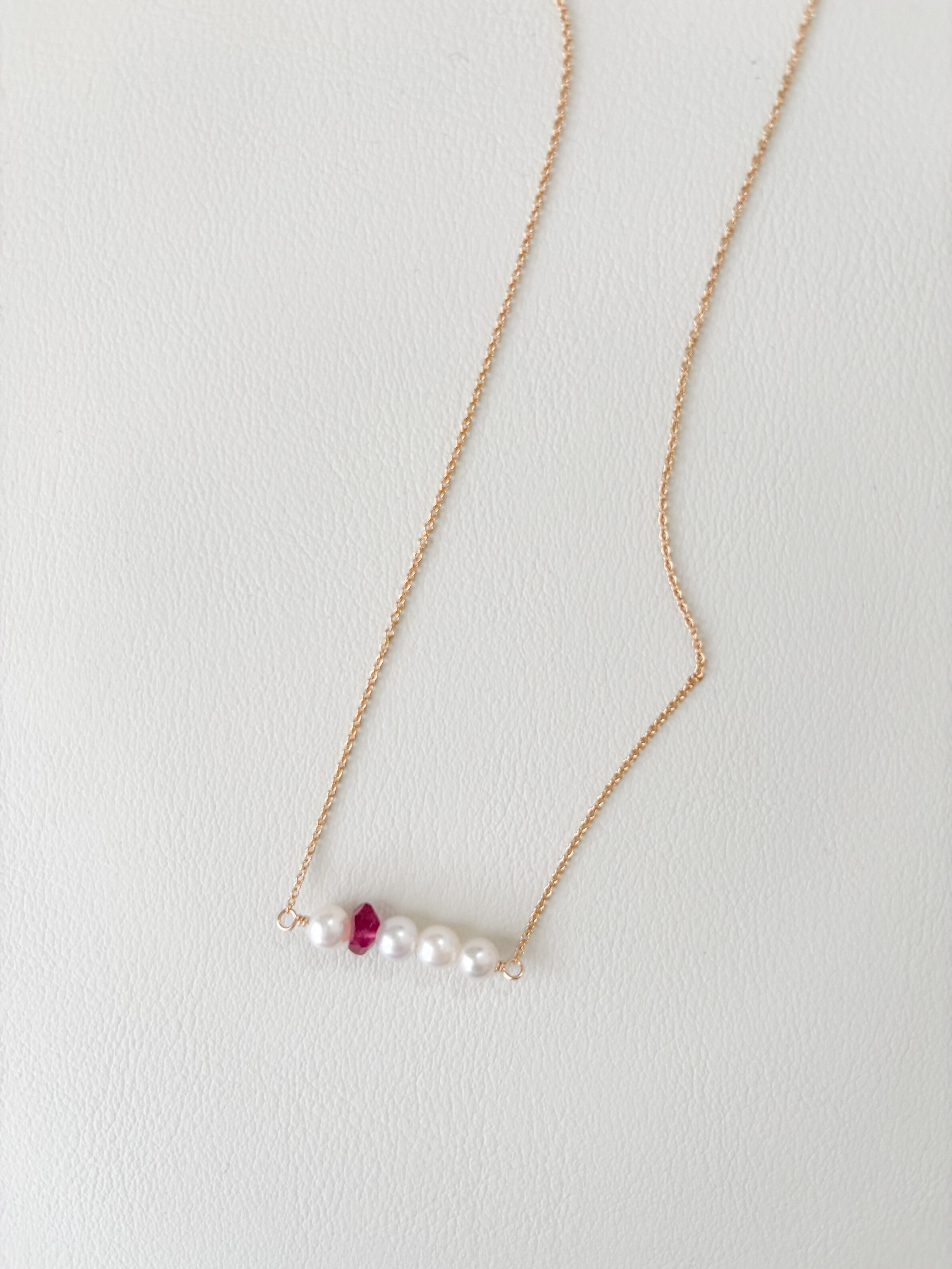 Step 3｜Birth Lights｜ルビー＆パールのネックレス（7月誕生石） | LUCENT (ルーセント)