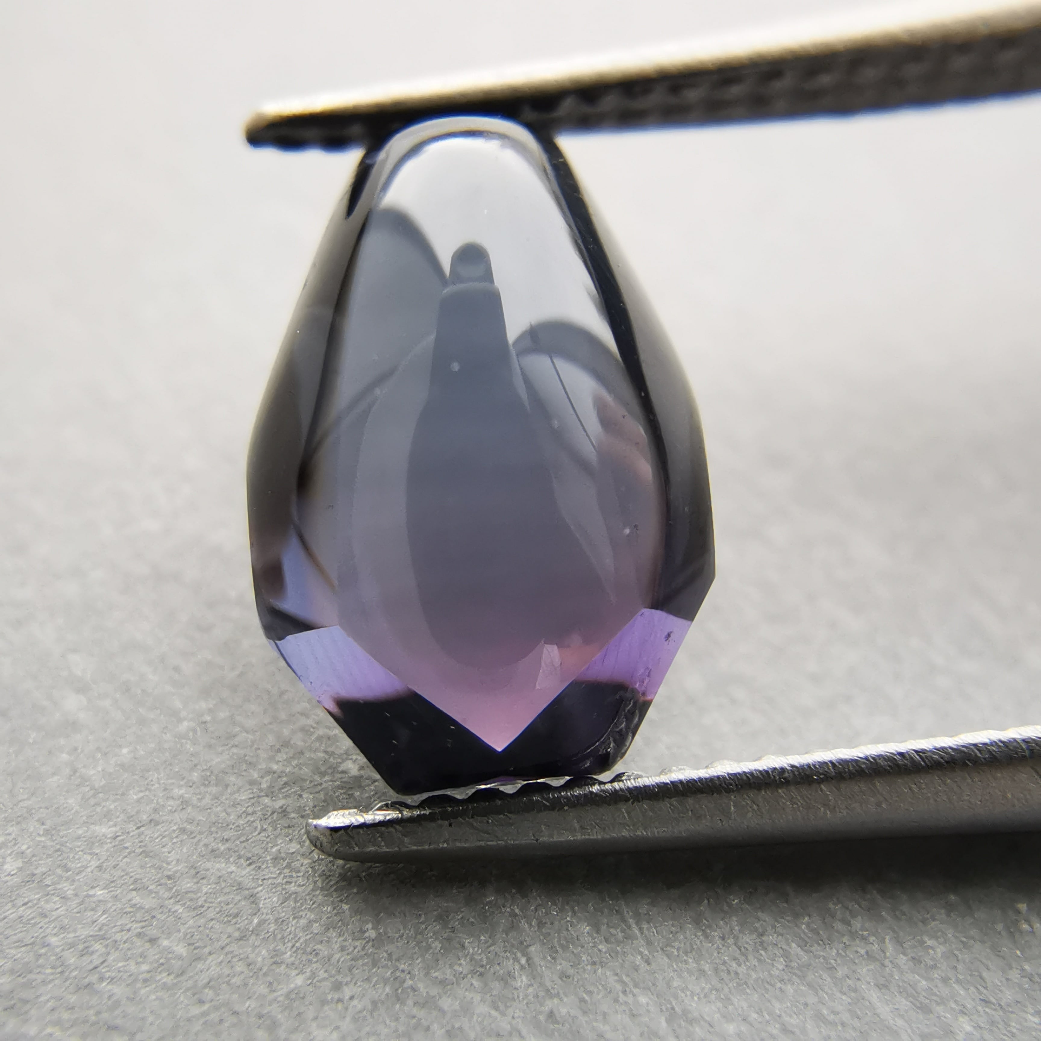 バイカラースピネル 0.94ct / A-0137P | Tam＆Tam Gem