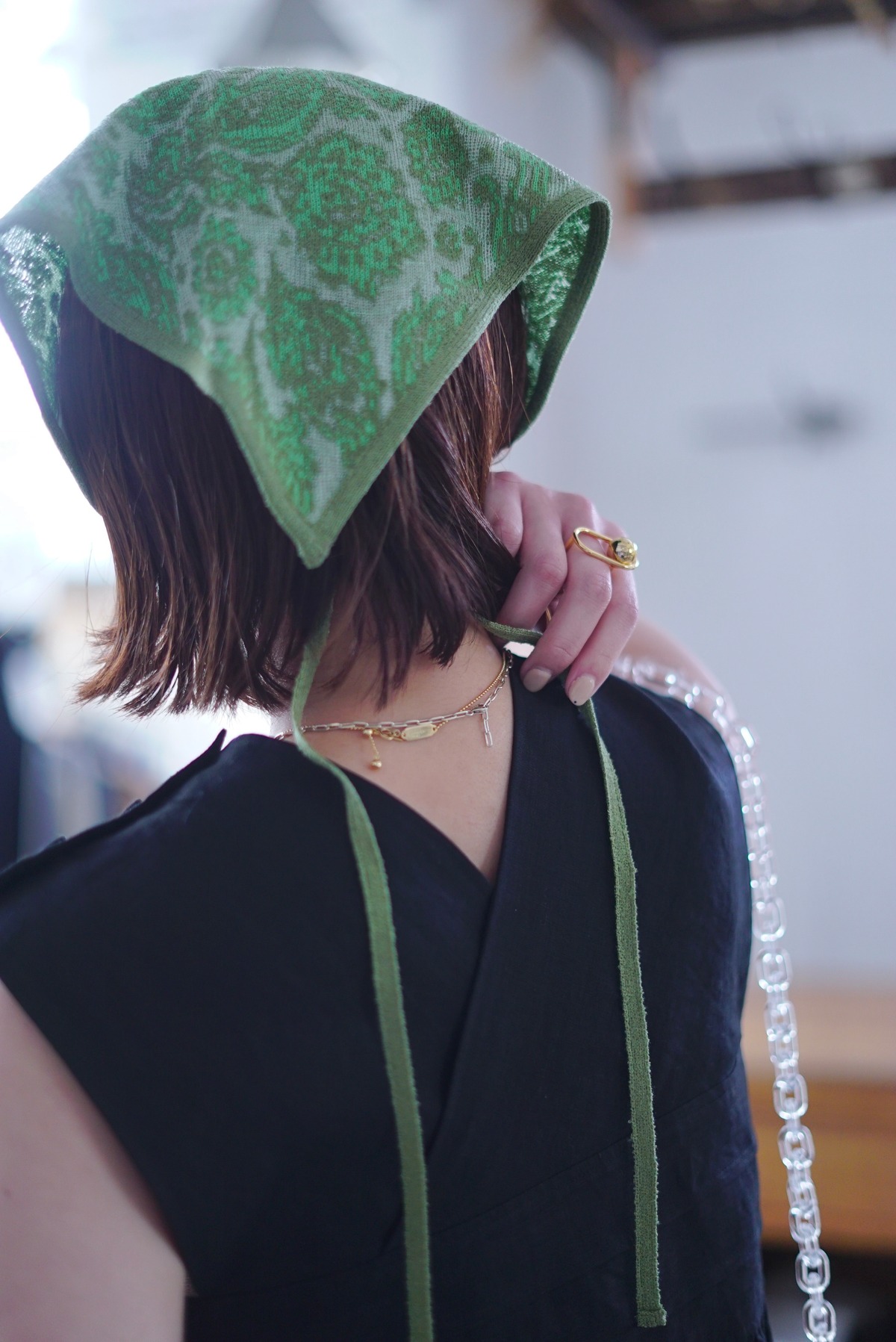 Mediam / Paisley Jacquard Babushka ( Ivory / Green / Black ) | JUQUI Online