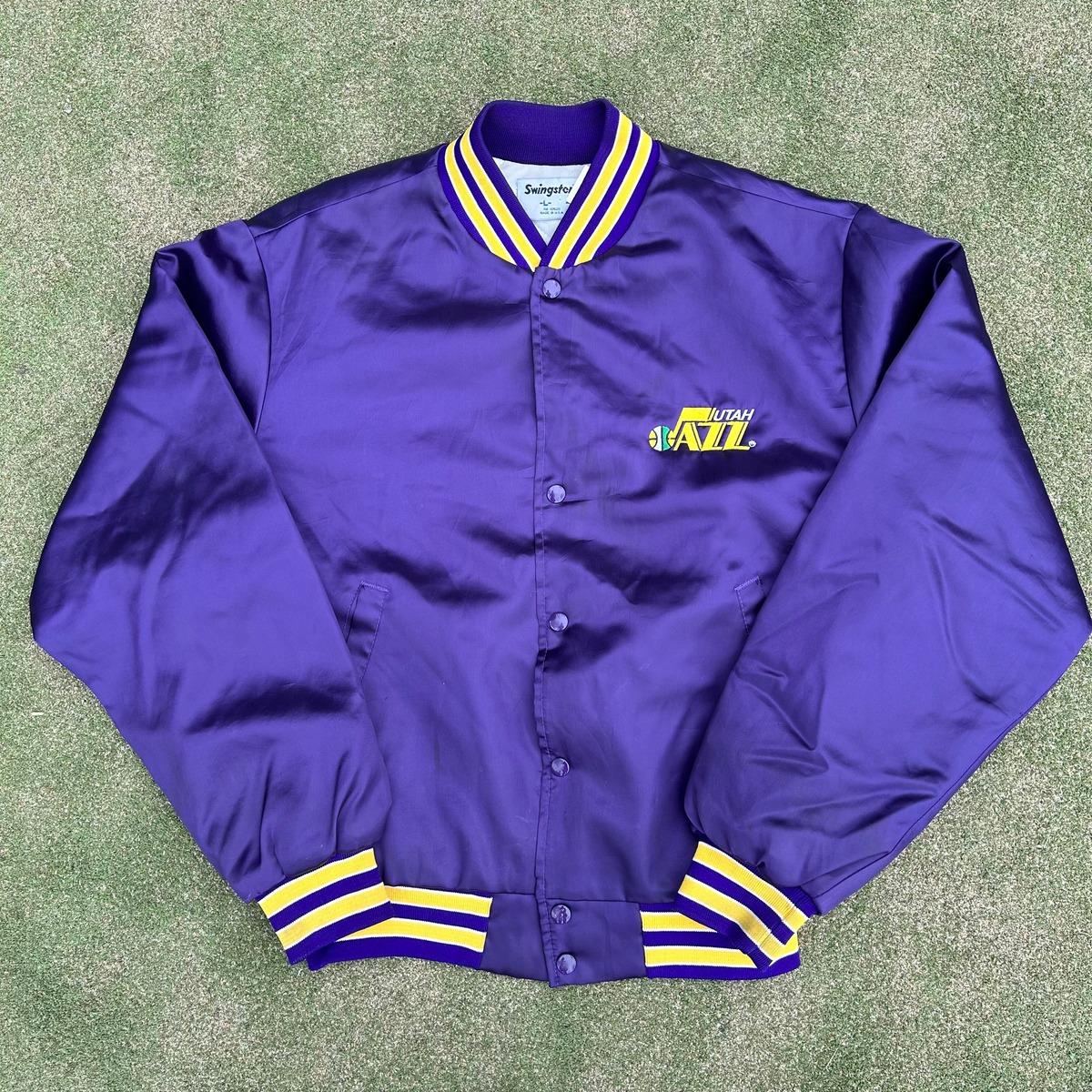 90s NBA Utah Jazz Stadium Jacket | steez 【スポーツ古着専門店】