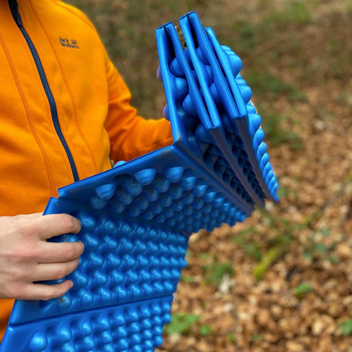 Exped FlexMat Plus - 厚手で快適、多用途のクローズドセルフォームマット ブルー ロングワイド並行輸入品