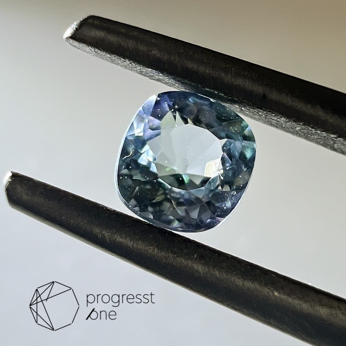 ブルーコーネルピン0.16ct | progresstone