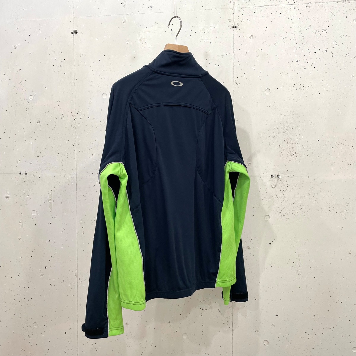 OAKLEY track jacket good color | coysclothing