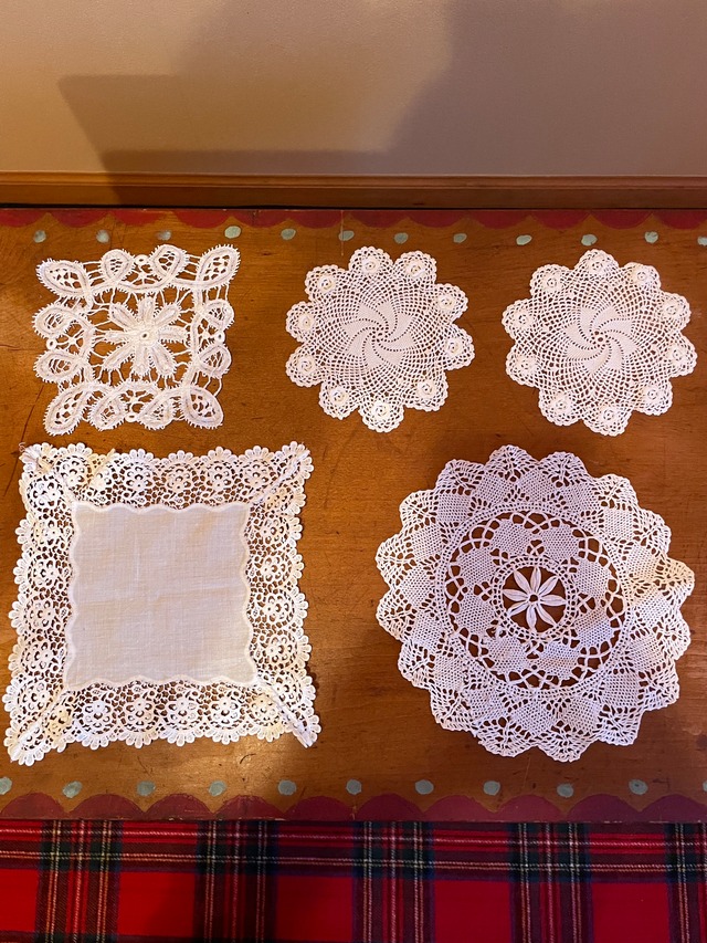 Vintage Lace Doilies | awesome vintagegear オールド／ビンテージキャンプ専門