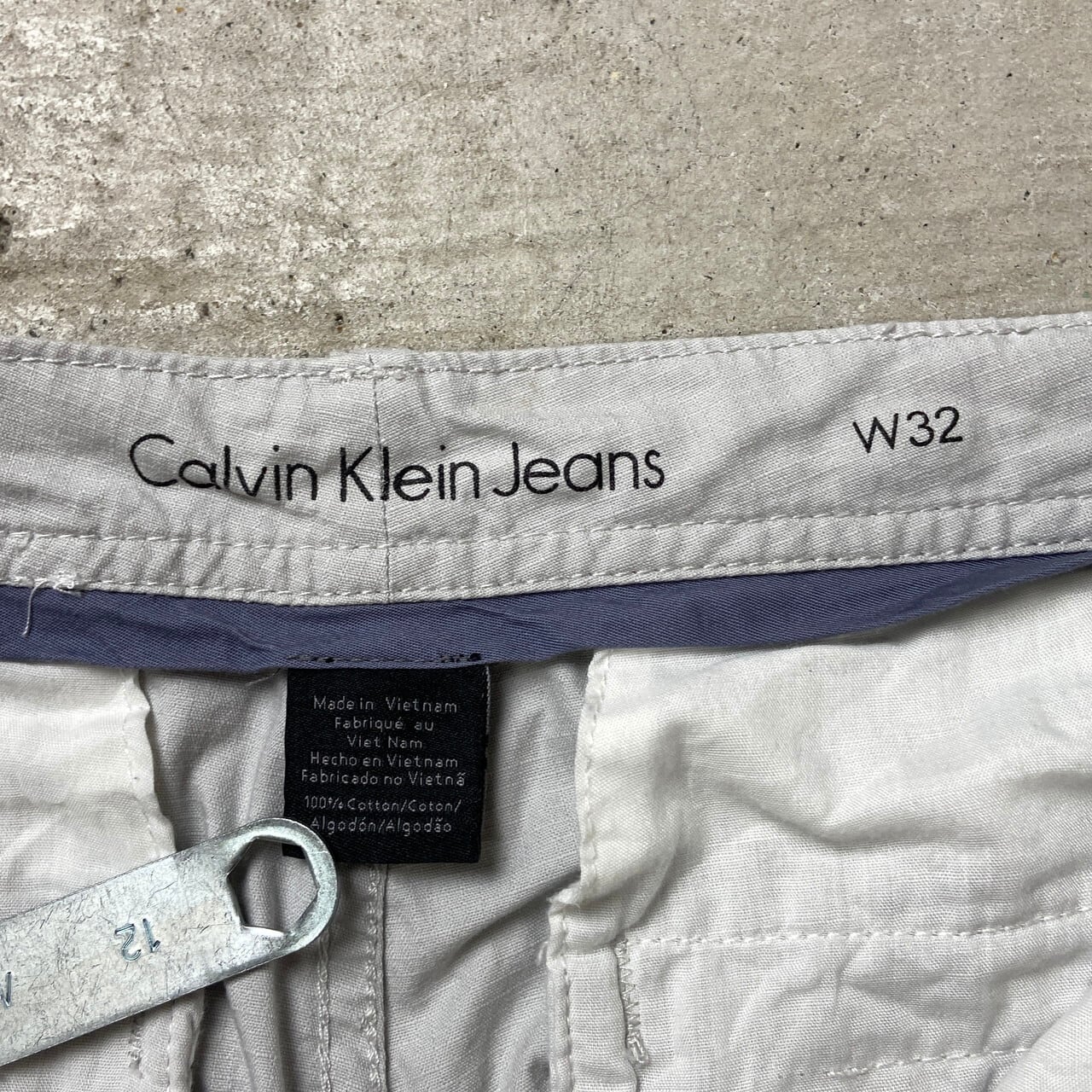 00年代 Calvin Klein Jeans カルバンクラインジーンズ リップストップ コットンパンツ メンズW32 古着 00s Y2K ライトグレー【ロングパンツ】/グレー | cave ...
