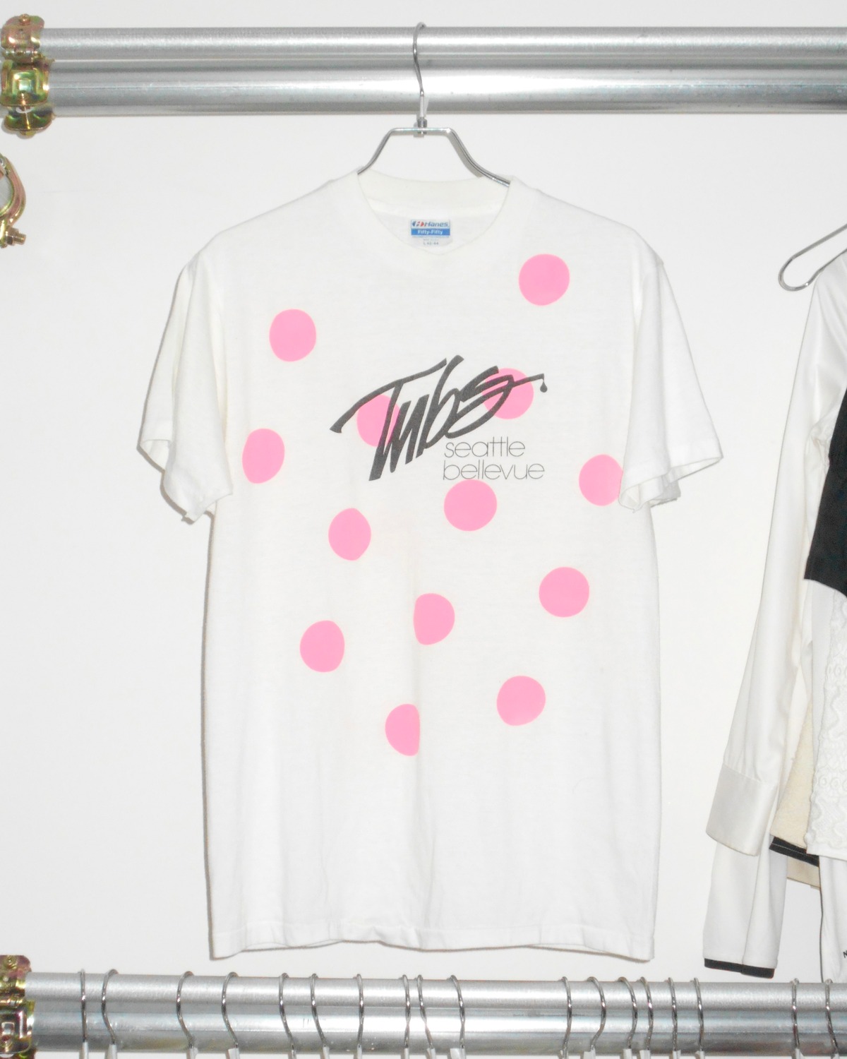 1980s US Vintage Hanes “Tubs Seattle Bellevue” Pink Polka Dots T Shirt ...