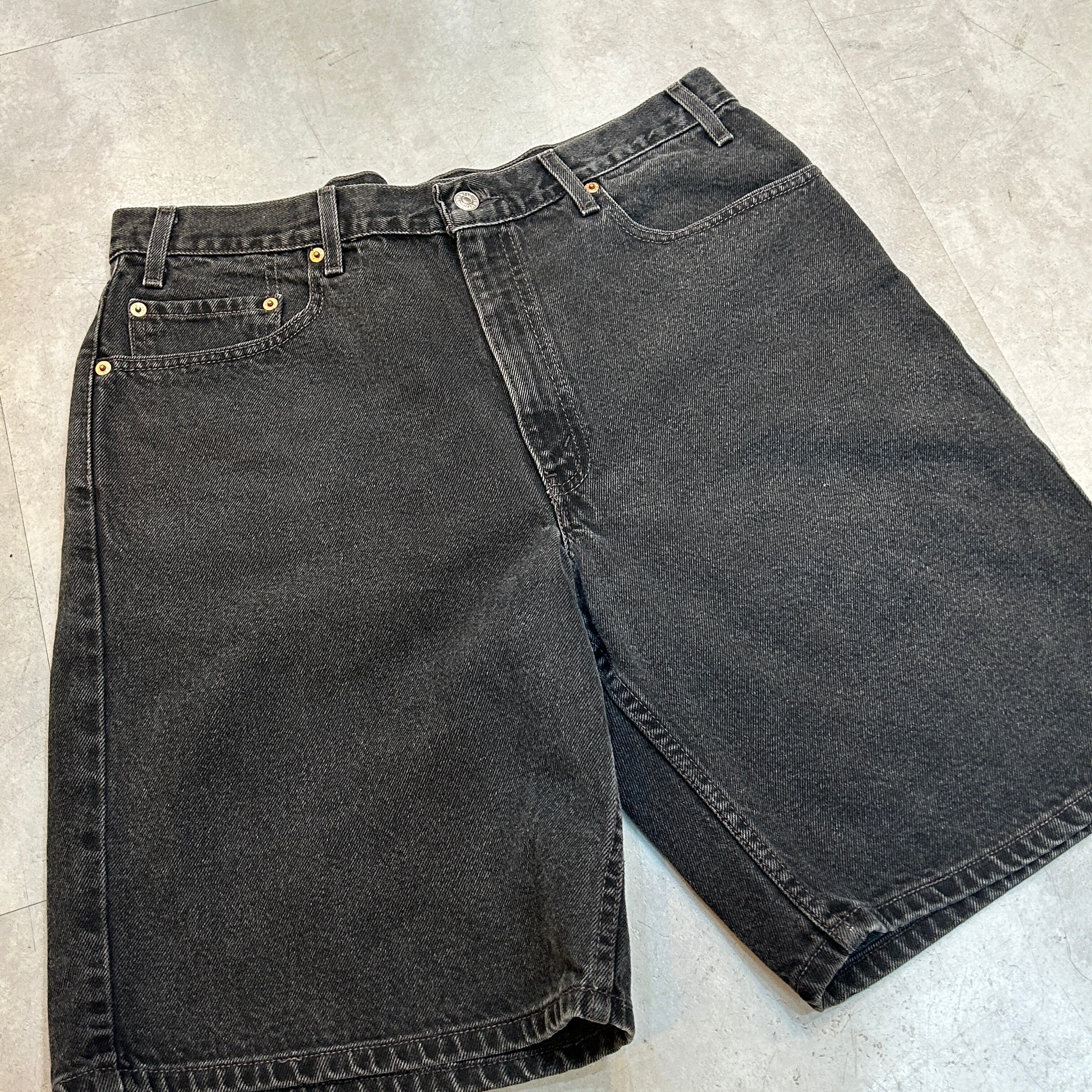 ⊕2000s LEVI'S 550 BLACK DENIM SHORTS | safarionline