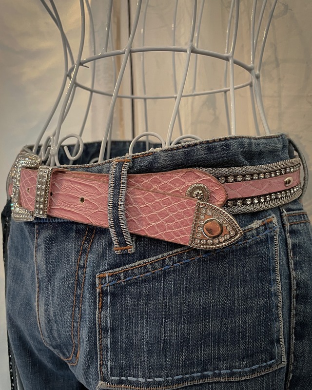 mcbling pink glitter belt | Queens