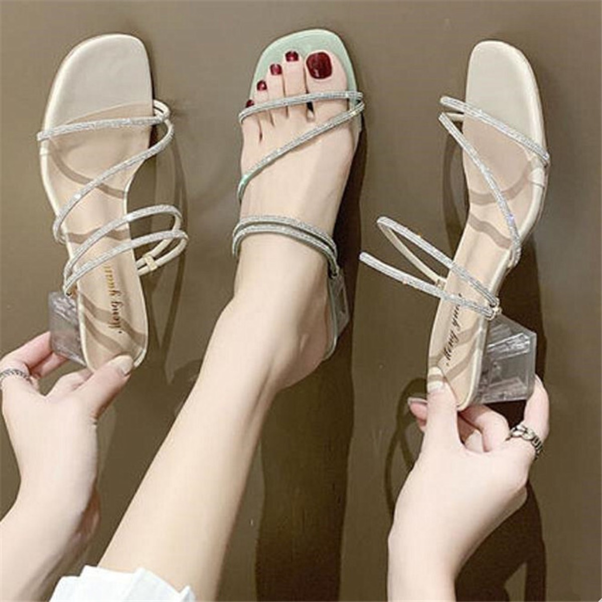 ラインストーンが光るサンダル | misire