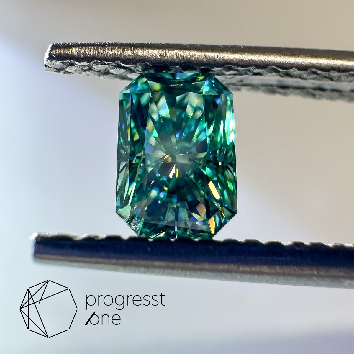 モアッサナイト0.57ct | progresstone