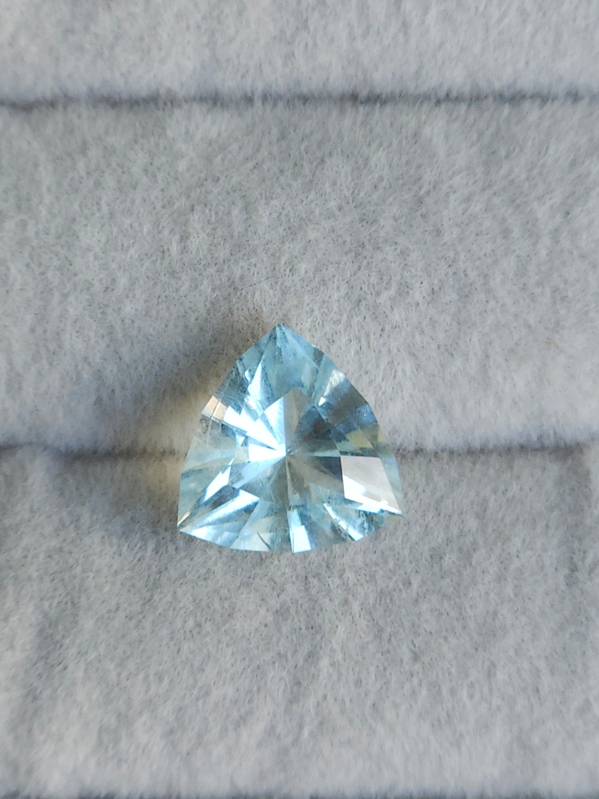 アクアマリン 1.94ct | ironahoseki