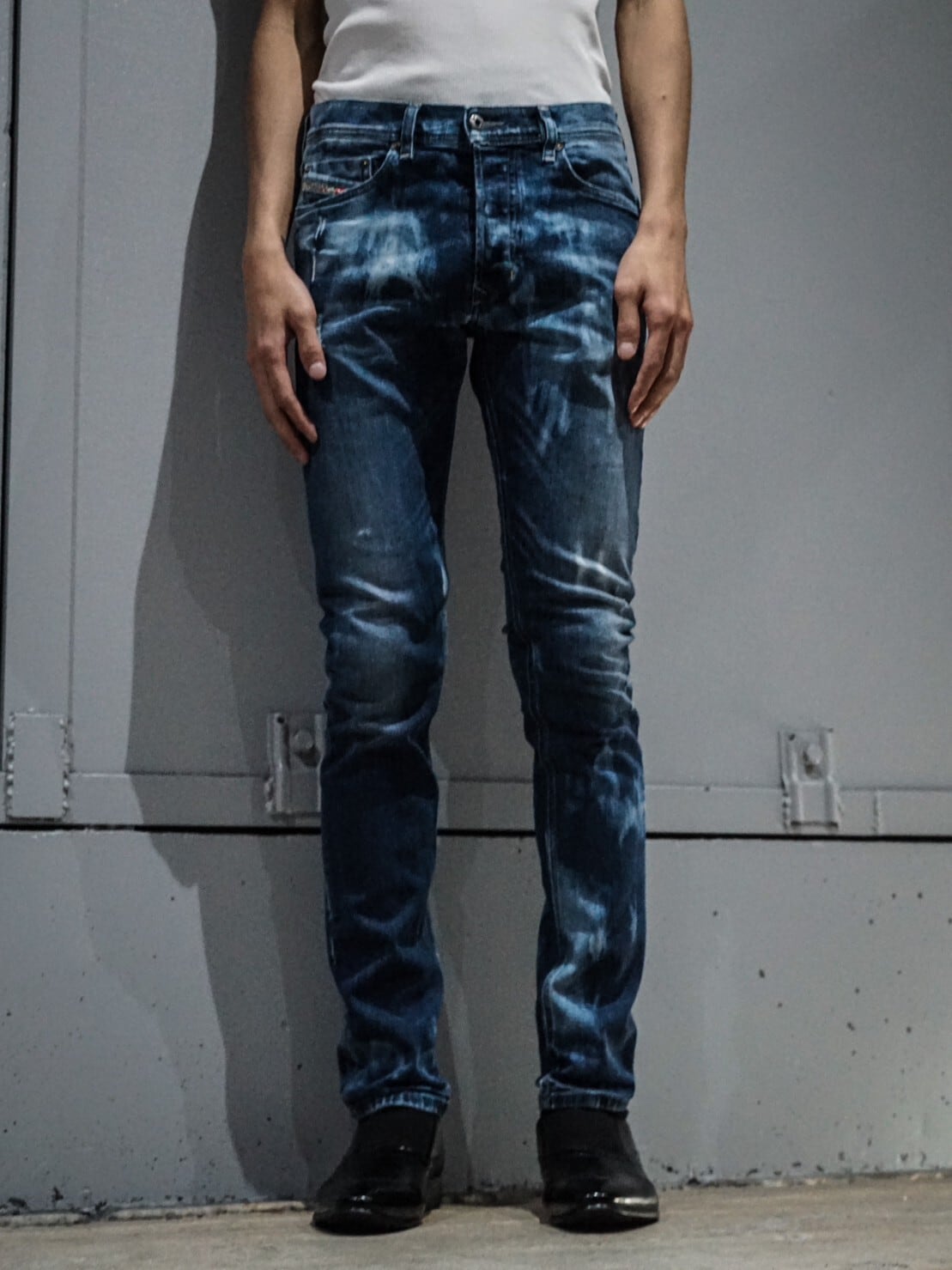 【add (C) vintage】"DIESEL" Distressed x Bleach Design Slim Tapered Denim ...